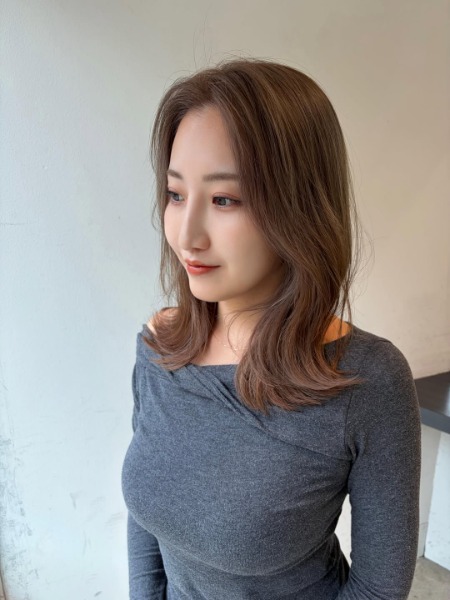 大人の色気あふれる姿にドキッ！熊谷麻音「印象違って見えて、色っぽい」トップスで魅了！ | WWSチャンネル